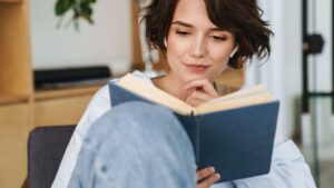 Learn to Read French: Tips for Beginners and Beyond