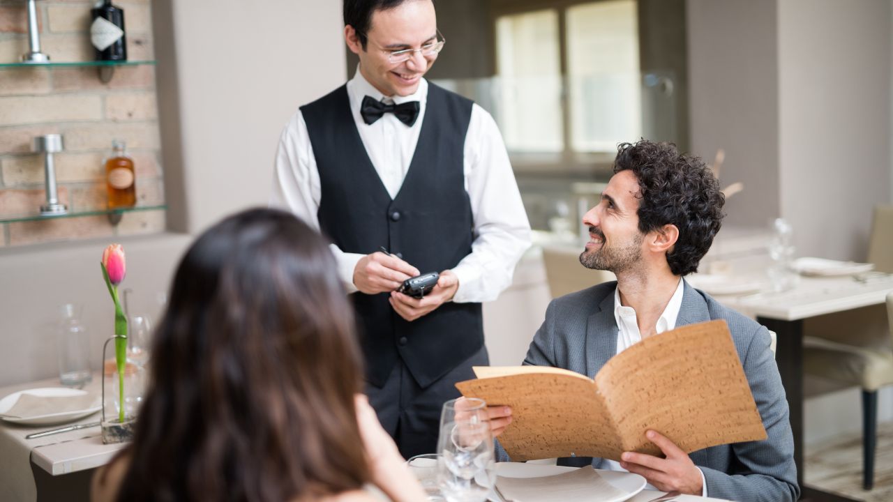 How to Order Food in French: Phrases & Tips